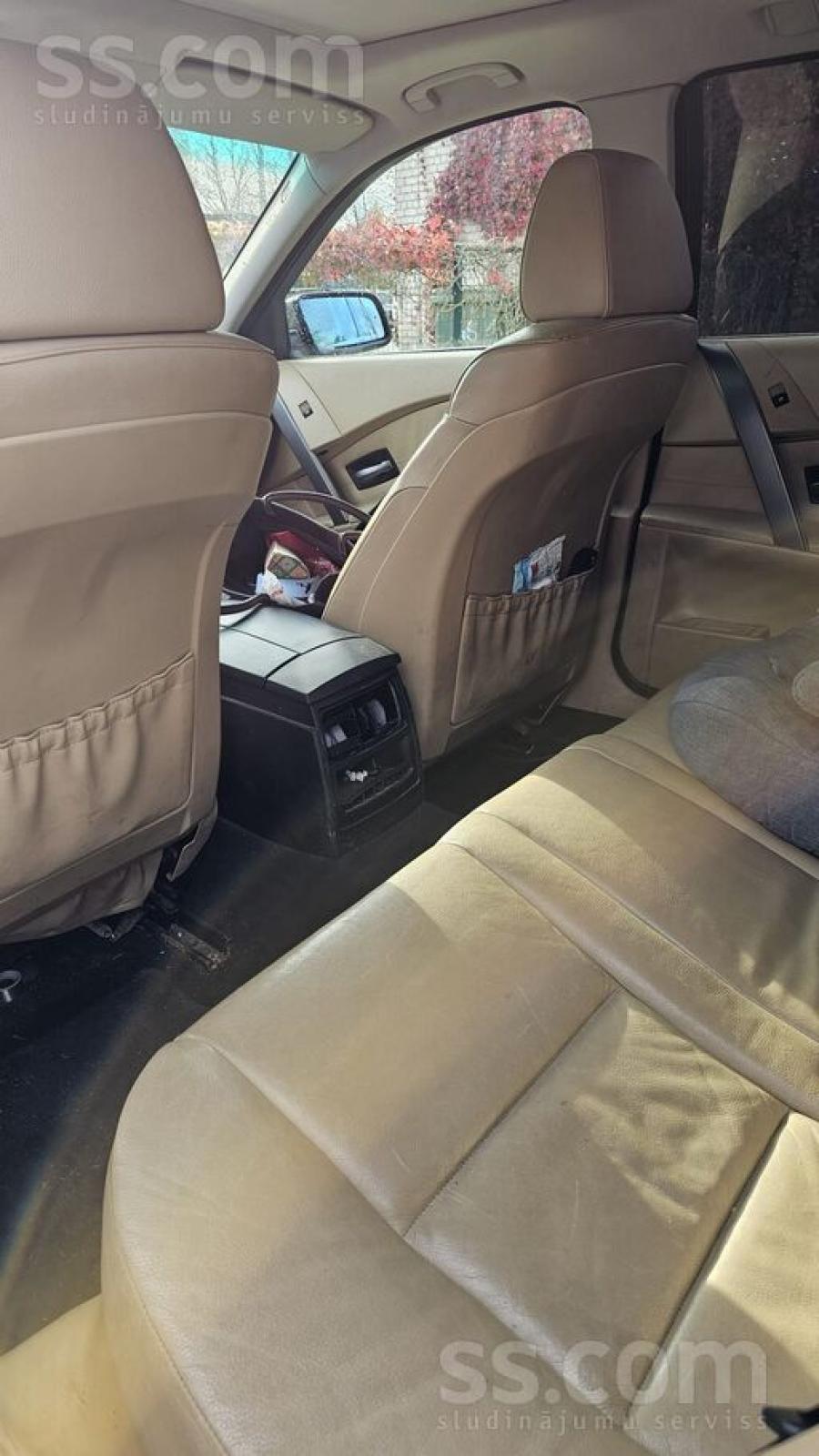 Grey BMW 525 2005 in Valmiera, with an engine capacity of 2.50 L and mileage of 342 thousand km for 2500 €, photo 5 on AUTOMOTO.COM.LV