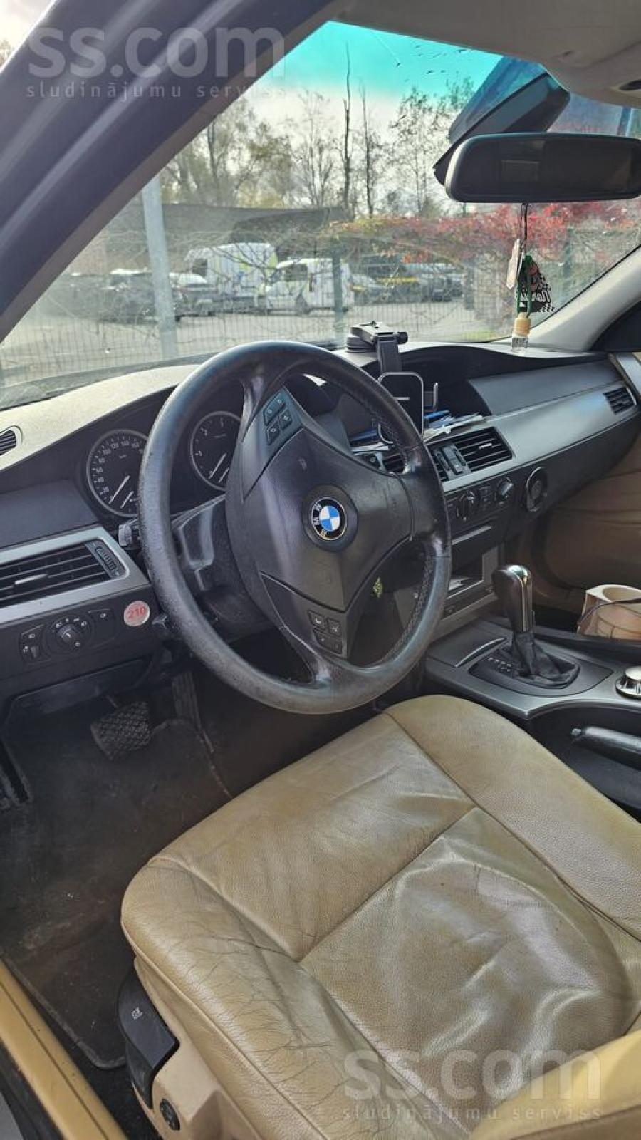 Grey BMW 525 2005 in Valmiera, with an engine capacity of 2.50 L and mileage of 342 thousand km for 2500 €, photo 18 on AUTOMOTO.COM.LV
