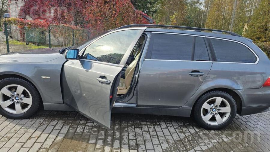 Grey BMW 525 2005 in Valmiera, with an engine capacity of 2.50 L and mileage of 342 thousand km for 2500 €, photo 15 on AUTOMOTO.COM.LV