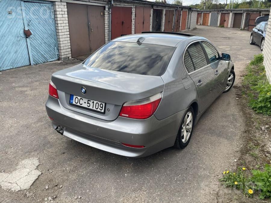 Grey BMW 525 2006 in Riga, with an engine capacity of 2.50 L and mileage of 426 thousand km for 1750 €, photo 9 on AUTOMOTO.COM.LV