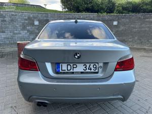 Pelēks BMW 525 2006 Viļņa, ar dzinēja tilpumu 2.50 L un nobraukumu 330 tūkst. km par 5300 €, foto 7 vietnē AUTOMOTO.COM.LV