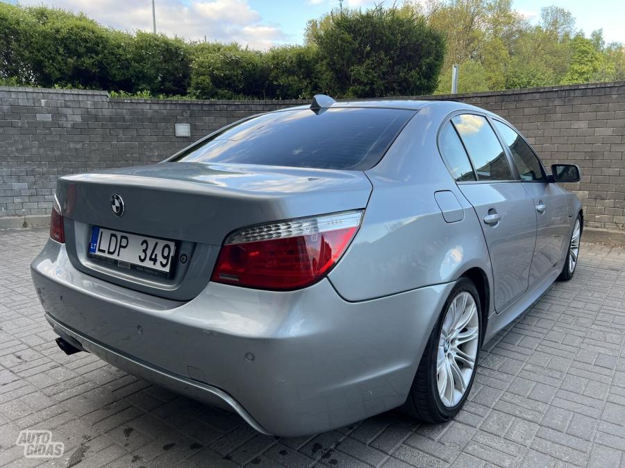 Pelēks BMW 525 2006 Viļņa, ar dzinēja tilpumu 2.50 L un nobraukumu 330 tūkst. km par 5300 €, foto 8 vietnē AUTOMOTO.COM.LV