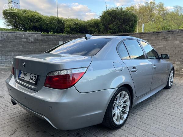 Grey BMW 525 2006 in Vilnius, with an engine capacity of 2.50 L and mileage of 330 thousand km for 5300 €, photo 9 on AUTOMOTO.COM.LV
