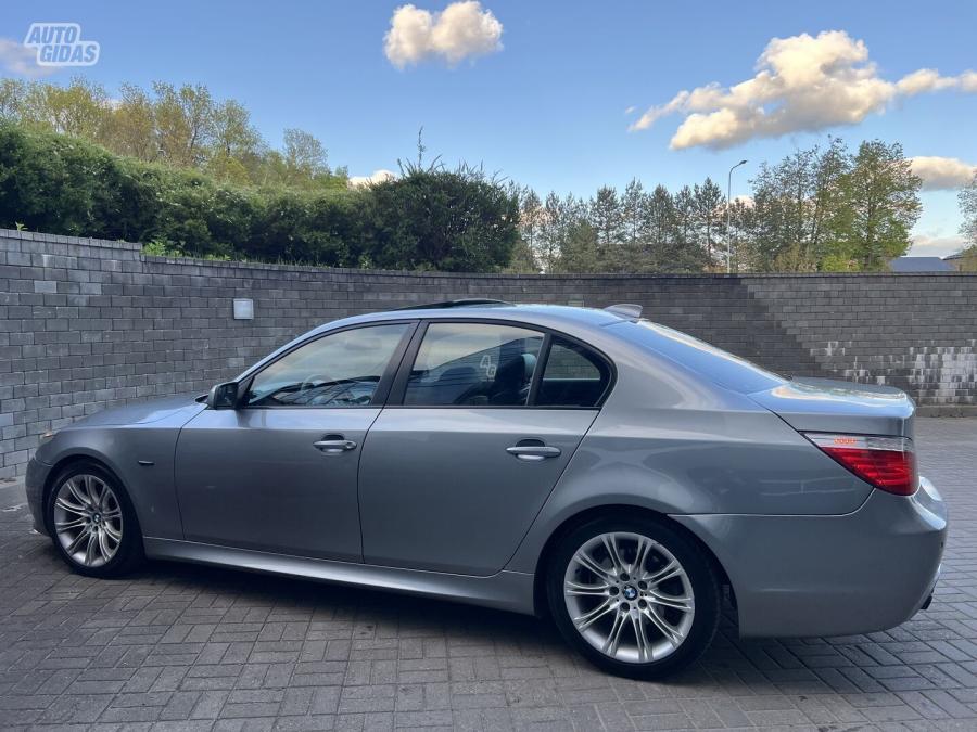 Pelēks BMW 525 2006 Viļņa, ar dzinēja tilpumu 2.50 L un nobraukumu 330 tūkst. km par 5300 €, foto 20 vietnē AUTOMOTO.COM.LV