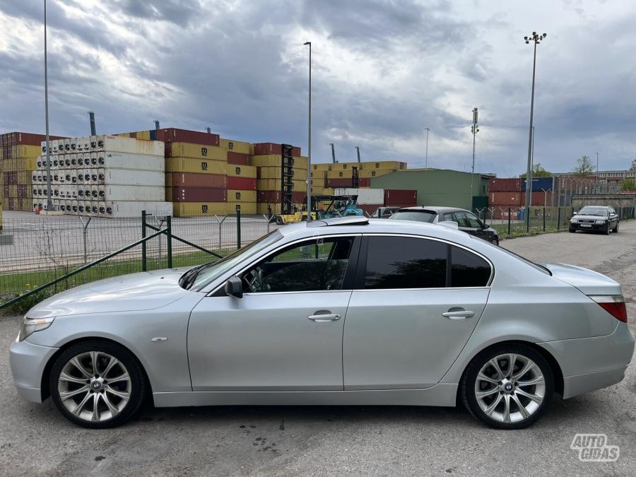 Pelēks BMW 525 2006 Klaipėda, ar dzinēja tilpumu 2.50 L un nobraukumu 372 tūkst. km par 2550 €, foto 3 vietnē AUTOMOTO.COM.LV