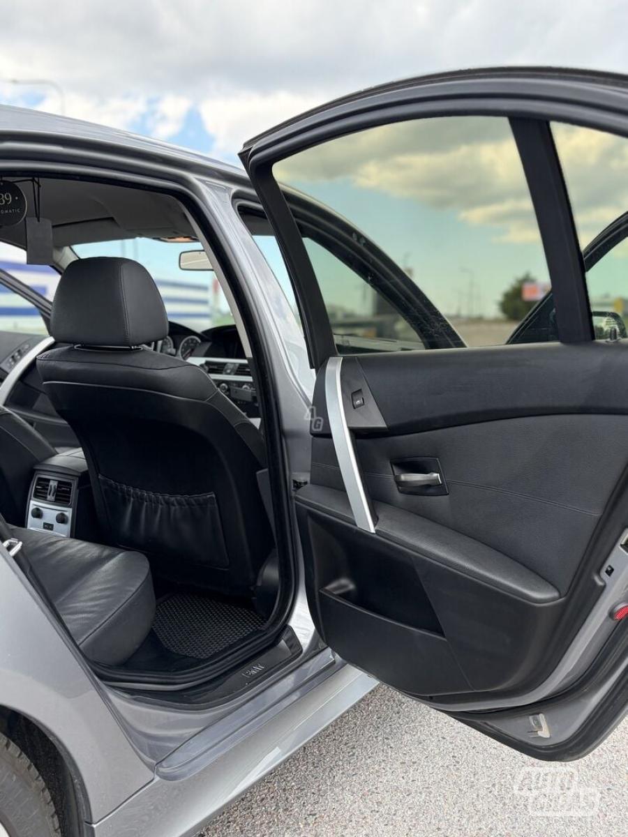 Pelēks BMW 525 2006 Klaipėda, ar dzinēja tilpumu 2.50 L un nobraukumu 297 tūkst. km par 4500 €, foto 17 vietnē AUTOMOTO.COM.LV