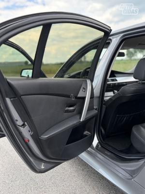 Pelēks BMW 525 2006 Klaipėda, ar dzinēja tilpumu 2.50 L un nobraukumu 297 tūkst. km par 4500 €, foto 18 vietnē AUTOMOTO.COM.LV