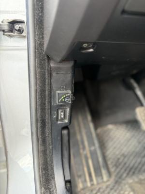 Pelēks BMW 525 2006 Klaipėda, ar dzinēja tilpumu 2.50 L un nobraukumu 297 tūkst. km par 4500 €, foto 20 vietnē AUTOMOTO.COM.LV