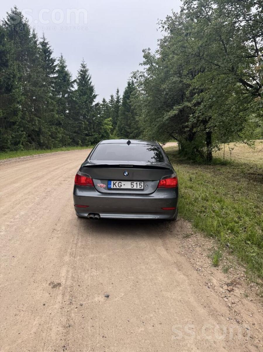 Grey BMW 525 2006 in Riga, with an engine capacity of 2.50 L and mileage of 286 thousand km for 3700 €, photo 5 on AUTOMOTO.COM.LV