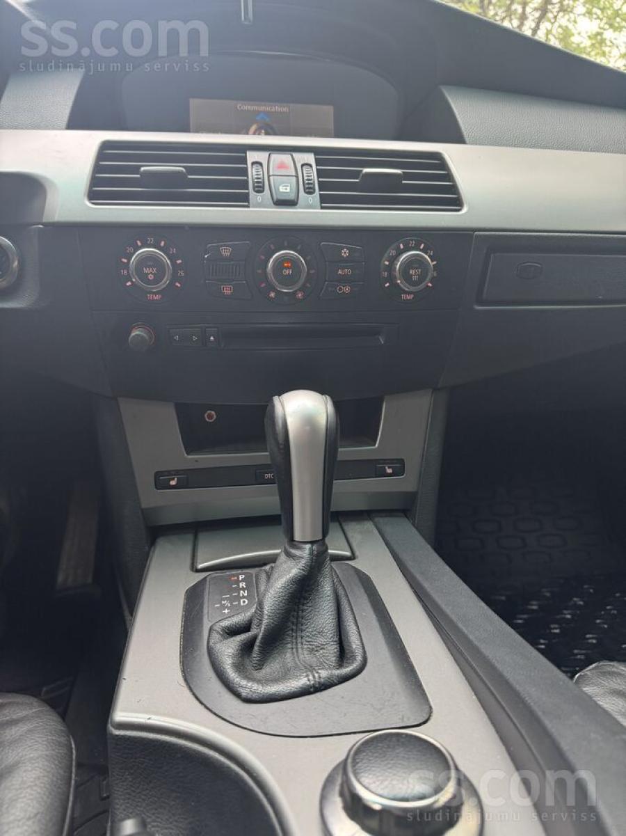 Grey BMW 525 2006 in Riga, with an engine capacity of 2.50 L and mileage of 286 thousand km for 3700 €, photo 9 on AUTOMOTO.COM.LV