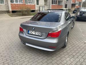Pelēks BMW 525 2006 Rīga, ar dzinēja tilpumu 2.50 L un nobraukumu 426 tūkst. km par 2300 €, foto 30 vietnē AUTOMOTO.COM.LV