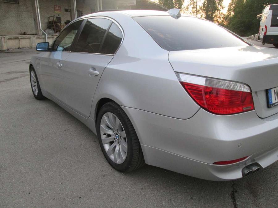 Pelēks BMW 525 2006 Kelmė, ar dzinēja tilpumu 2.50 L un nobraukumu 226 tūkst. km par 5400 €, foto 8 vietnē AUTOMOTO.COM.LV