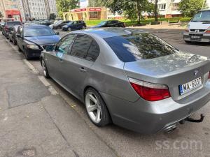 Серый БМВ 525 2006 в Рига, объемом двигателя 2.50 л и пробегом 376 тыс. км за 4450 €, фото 5 на AUTOMOTO.COM.LV