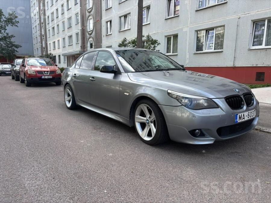 Серый БМВ 525 2006 в Рига, объемом двигателя 2.50 л и пробегом 376 тыс. км за 4450 €, фото 7 на AUTOMOTO.COM.LV