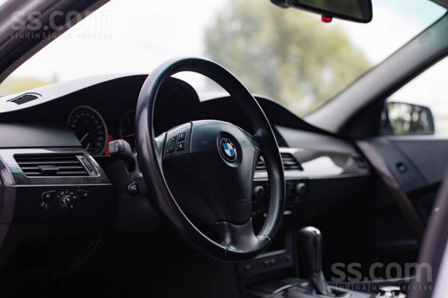 Grey BMW 525 2006 in Riga, with an engine capacity of 2.50 L and mileage of 364 thousand km for 4290 €, photo 13 on AUTOMOTO.COM.LV