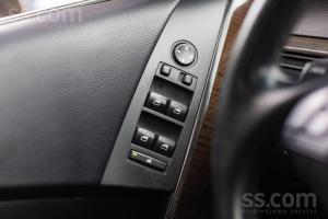 Grey BMW 525 2006 in Riga, with an engine capacity of 2.50 L and mileage of 364 thousand km for 4290 €, photo 14 on AUTOMOTO.COM.LV