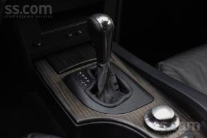 Grey BMW 525 2006 in Riga, with an engine capacity of 2.50 L and mileage of 364 thousand km for 4290 €, photo 23 on AUTOMOTO.COM.LV