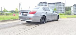 Grey BMW 525 2007 in Vilnius, with an engine capacity of 3.00 L and mileage of 430 thousand km for 5000 €, photo 12 on AUTOMOTO.COM.LV