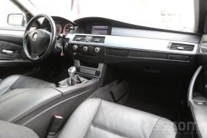 Grey BMW 525 2007 in Riga, with an engine capacity of 3.00 L and mileage of 405 thousand km for 4495 €, photo 11 on AUTOMOTO.COM.LV