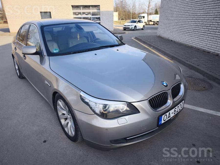 Grey BMW 525 2007 in Riga, with an engine capacity of 3.00 L and mileage of 328 thousand km for 6550 €, photo 6 on AUTOMOTO.COM.LV