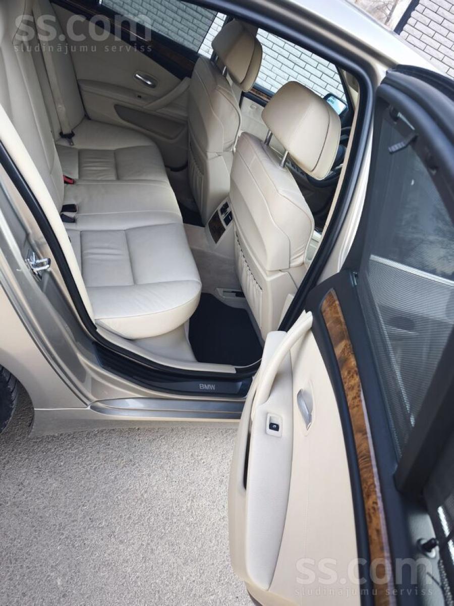 Grey BMW 525 2007 in Riga, with an engine capacity of 3.00 L and mileage of 328 thousand km for 6550 €, photo 9 on AUTOMOTO.COM.LV