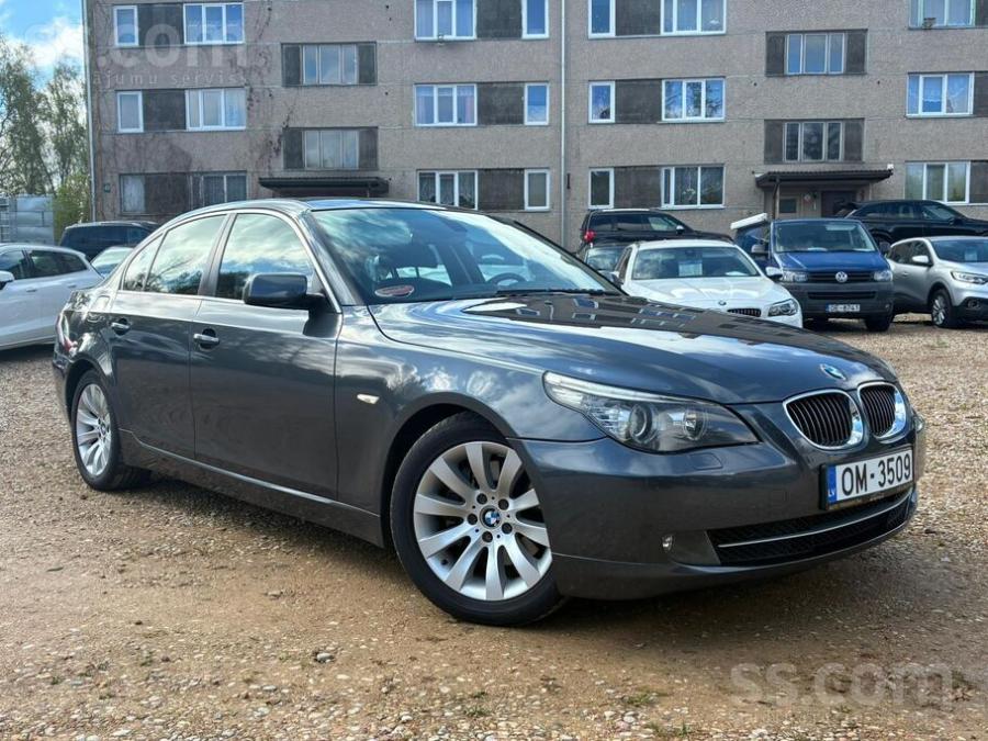 Grey BMW 525 2007 in Kuldiga, with an engine capacity of 3.00 L and mileage of 235 thousand km for 5390 €, photo 1 on AUTOMOTO.COM.LV