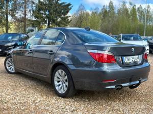 Grey BMW 525 2007 in Kuldiga, with an engine capacity of 3.00 L and mileage of 235 thousand km for 5390 €, photo 4 on AUTOMOTO.COM.LV