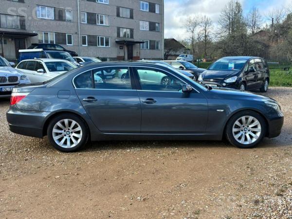 Grey BMW 525 2007 in Kuldiga, with an engine capacity of 3.00 L and mileage of 235 thousand km for 5390 €, photo 5 on AUTOMOTO.COM.LV