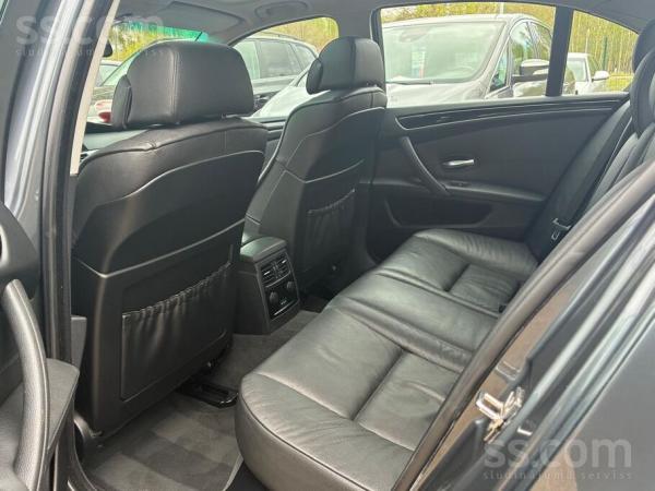 Grey BMW 525 2007 in Kuldiga, with an engine capacity of 3.00 L and mileage of 235 thousand km for 5390 €, photo 10 on AUTOMOTO.COM.LV