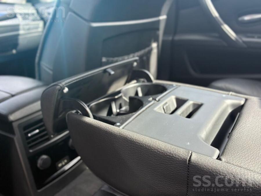 Grey BMW 525 2007 in Kuldiga, with an engine capacity of 3.00 L and mileage of 235 thousand km for 5390 €, photo 21 on AUTOMOTO.COM.LV