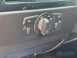 Grey BMW 525 2007 in Kuldiga, with an engine capacity of 3.00 L and mileage of 235 thousand km for 5390 €, photo 26 on AUTOMOTO.COM.LV