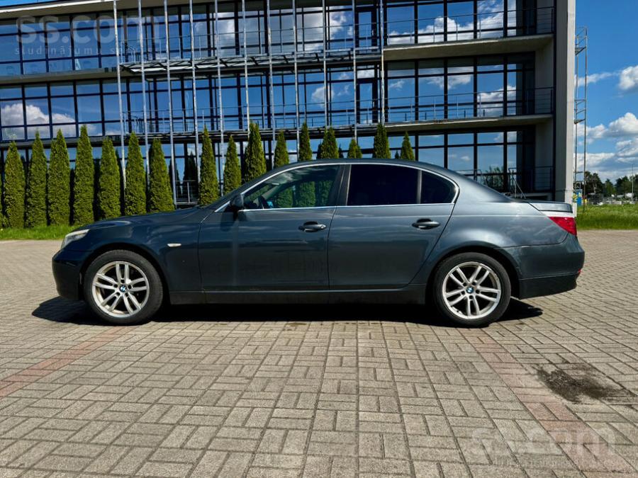 Pelēks BMW 525 2007 Rīga, ar dzinēja tilpumu 3.00 L un nobraukumu 230 tūkst. km par 4000 €, foto 3 vietnē AUTOMOTO.COM.LV