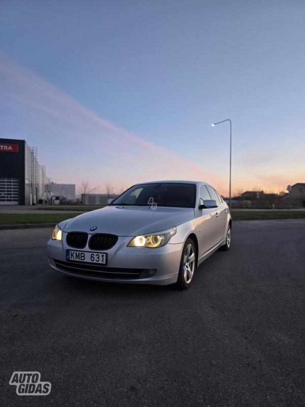 Pelēks BMW 525 2007 Panevēža, ar dzinēja tilpumu 3.00 L un nobraukumu 467 tūkst. km par 3700 €, foto 2 vietnē AUTOMOTO.COM.LV