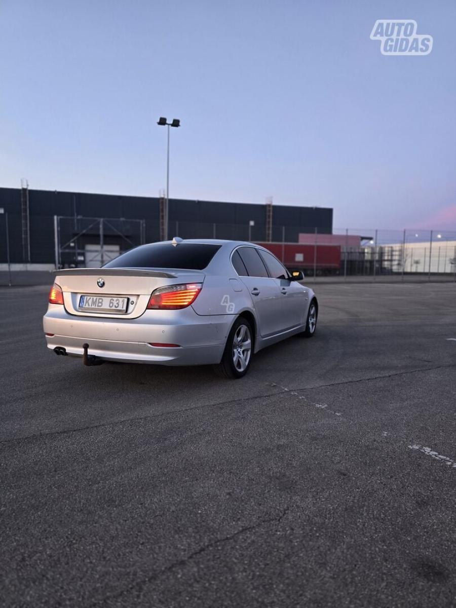 Grey BMW 525 2007 in Panevezys, with an engine capacity of 3.00 L and mileage of 467 thousand km for 3800 €, photo 5 on AUTOMOTO.COM.LV