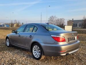 Grey BMW 525 2007 in Saldus, with an engine capacity of 3.00 L and mileage of 371 thousand km for 6300 €, photo 5 on AUTOMOTO.COM.LV