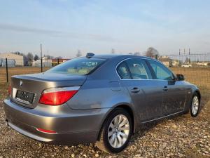 Grey BMW 525 2007 in Saldus, with an engine capacity of 3.00 L and mileage of 371 thousand km for 6300 €, photo 7 on AUTOMOTO.COM.LV