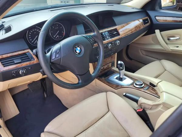 Pelēks BMW 525 2007 Saldus, ar dzinēja tilpumu 3.00 L un nobraukumu 371 tūkst. km par 6300 €, foto 7 vietnē AUTOMOTO.COM.LV