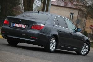 Pelēks BMW 525 2007 Rīga, ar dzinēja tilpumu 3.00 L un nobraukumu 326 tūkst. km par 3190 €, foto 3 vietnē AUTOMOTO.COM.LV