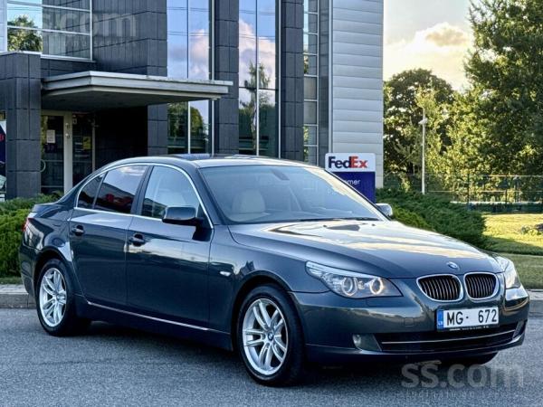 Grey BMW 525 2007 in Riga, with an engine capacity of 3.00 L and mileage of 230 thousand km for 3950 €, photo 2 on AUTOMOTO.COM.LV