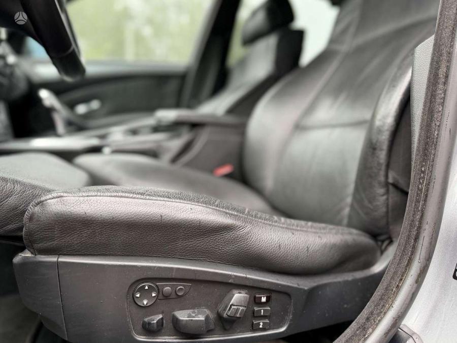 Grey BMW 525 2007 in Radviliskis, with an engine capacity of 2.99 L and mileage of 284 thousand km for 6750 €, photo 13 on AUTOMOTO.COM.LV