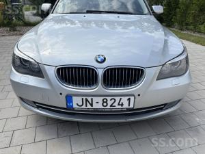 Pelēks BMW 525 2007 Rīga, ar dzinēja tilpumu 3.00 L un nobraukumu 393 tūkst. km par 3900 €, foto  vietnē AUTOMOTO.COM.LV