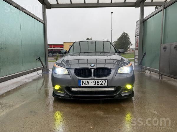 Pelēks BMW 525 2007 Madona, ar dzinēja tilpumu 3.00 L un nobraukumu 421 tūkst. km par 5500 €, foto 1 vietnē AUTOMOTO.COM.LV