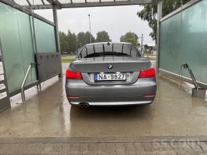 Pelēks BMW 525 2007 Madona, ar dzinēja tilpumu 3.00 L un nobraukumu 421 tūkst. km par 5500 €, foto 5 vietnē AUTOMOTO.COM.LV