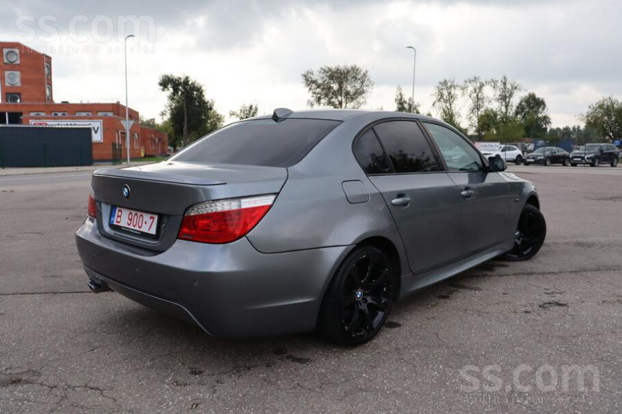Grey BMW 525 2007 in Riga, with an engine capacity of 3.00 L and mileage of 292 thousand km for 4690 €, photo 6 on AUTOMOTO.COM.LV
