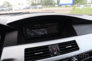 Grey BMW 525 2007 in Riga, with an engine capacity of 3.00 L and mileage of 292 thousand km for 4690 €, photo 13 on AUTOMOTO.COM.LV