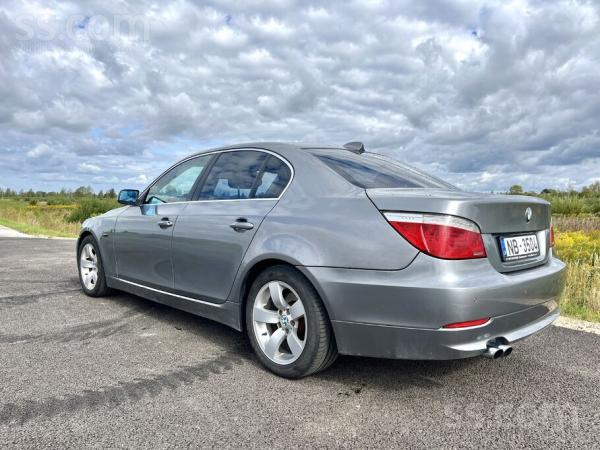 Grey BMW 525 2007 in Jelgava, with an engine capacity of 3.00 L and mileage of 287 thousand km for 4190 €, photo 3 on AUTOMOTO.COM.LV