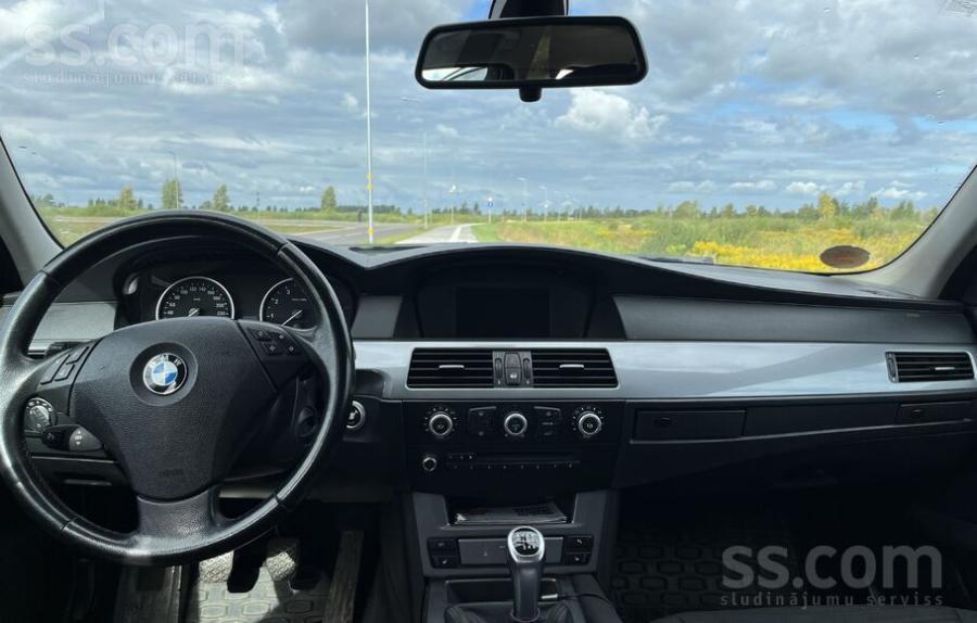 Grey BMW 525 2007 in Jelgava, with an engine capacity of 3.00 L and mileage of 287 thousand km for 4190 €, photo 14 on AUTOMOTO.COM.LV