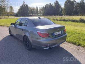 Pelēks BMW 525 2007 Kuldīga, ar dzinēja tilpumu 3.00 L un nobraukumu 425 tūkst. km par 6000 €, foto 3 vietnē AUTOMOTO.COM.LV