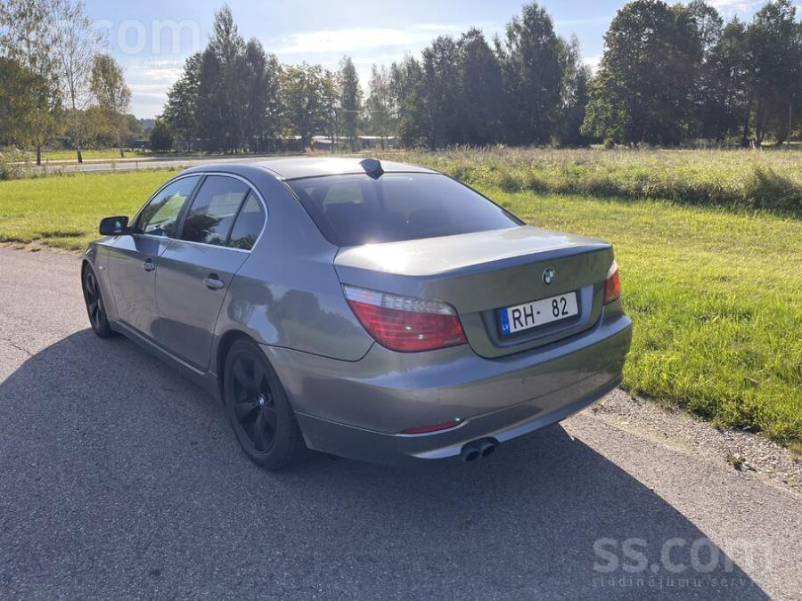 Pelēks BMW 525 2007 Kuldīga, ar dzinēja tilpumu 3.00 L un nobraukumu 425 tūkst. km par 6000 €, foto 3 vietnē AUTOMOTO.COM.LV
