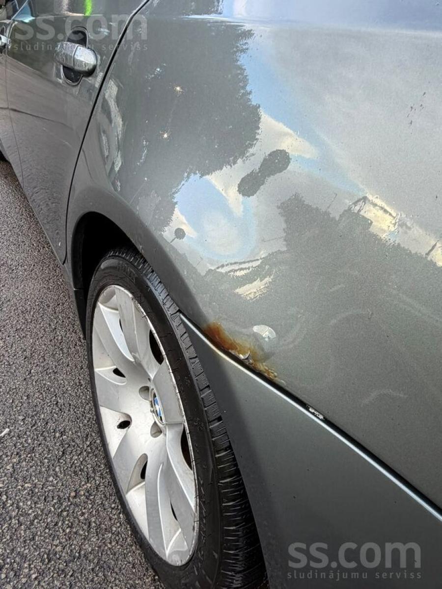 Pelēks BMW 525 2007 Rīga, ar dzinēja tilpumu 2.50 L un nobraukumu 427 tūkst. km par 2700 €, foto 8 vietnē AUTOMOTO.COM.LV